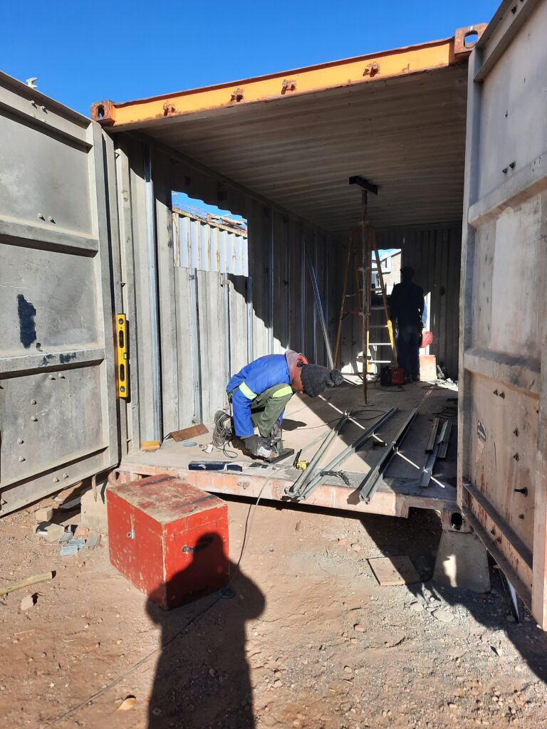 CJB Container Rebuild – LM Steel